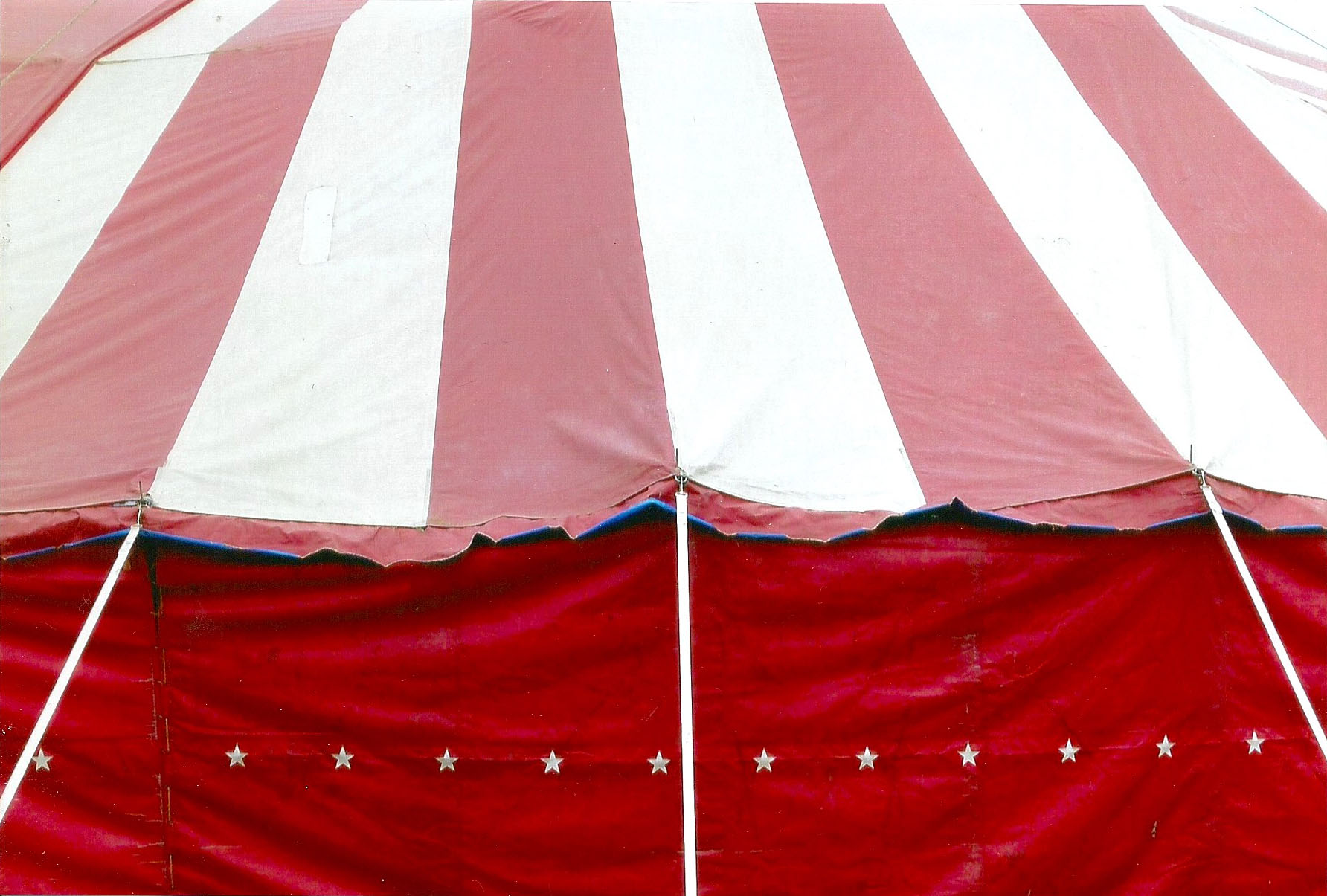 sidewalls exterior | Flynn Creek Circus